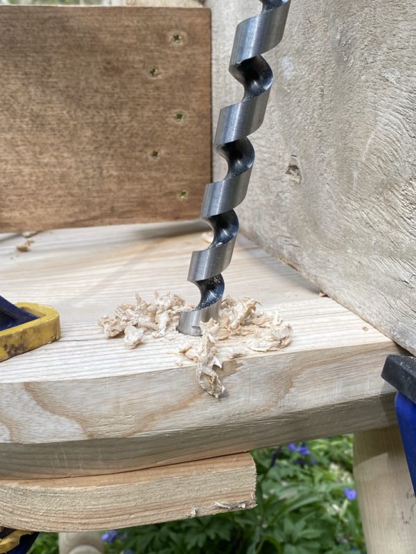 Chairmaking in the woods with Jason Mosseri - QEST