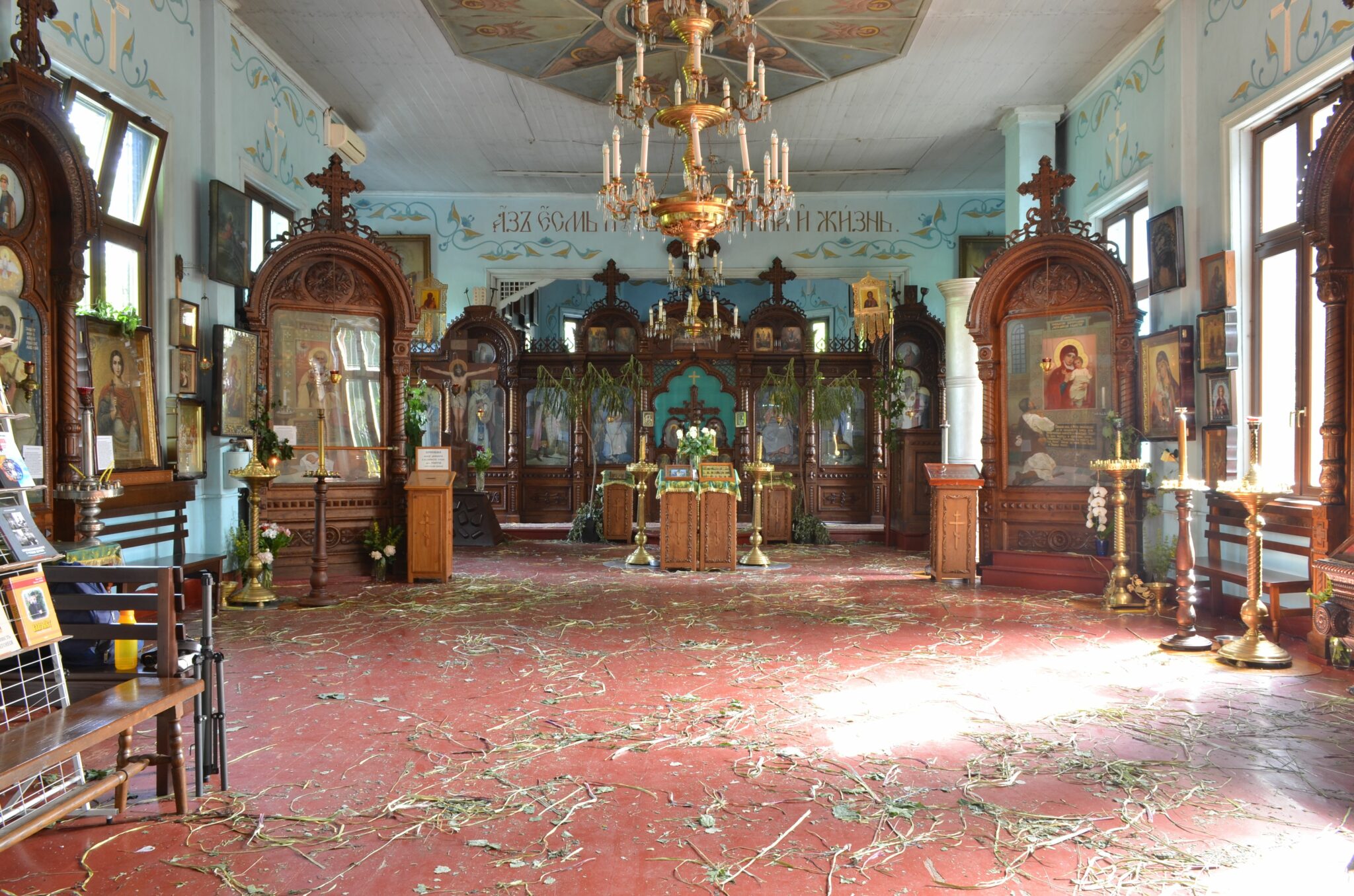 A glimpse into Ukrainian Icon Painting - QEST