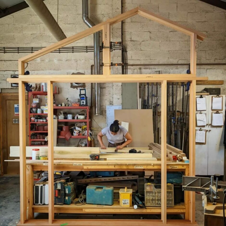 The Queen Elizabeth Scholarship Trust (QEST)